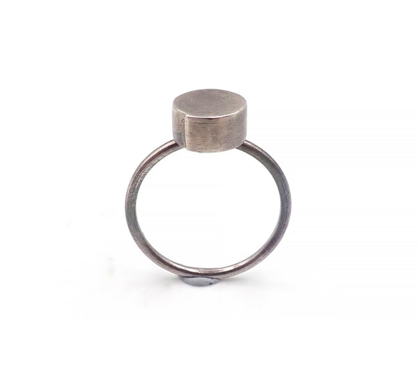 Small Hollow Form Ring - Royal Jewellery Studio